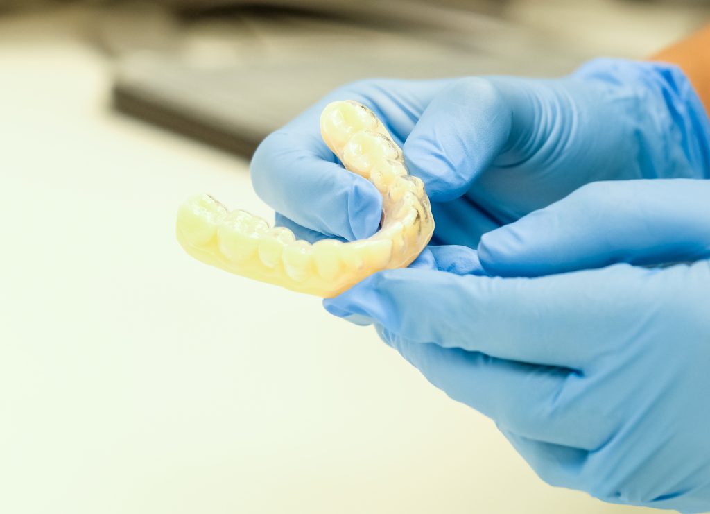 The difference between mouthguards, aligners and retainers - Shine Dental